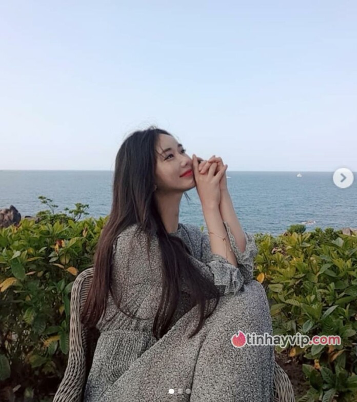 Streamer Candy Seul khoe body chảy nước miếng tại Nha Trang