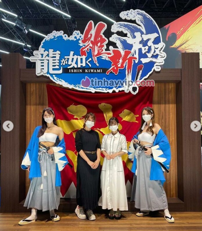 Ngọc nữ phim 18+ Kana Momonogi là fan của tựa game Yakuza