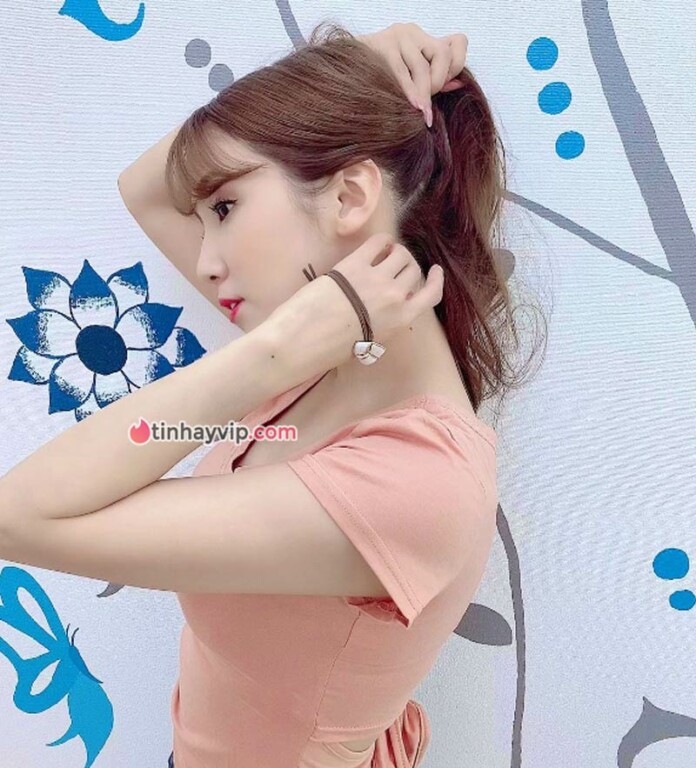 Ayaka Tomoda là ai? Top code phim JAV hay nhất